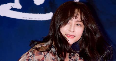 엑s Hd 우희진 우아한 인사