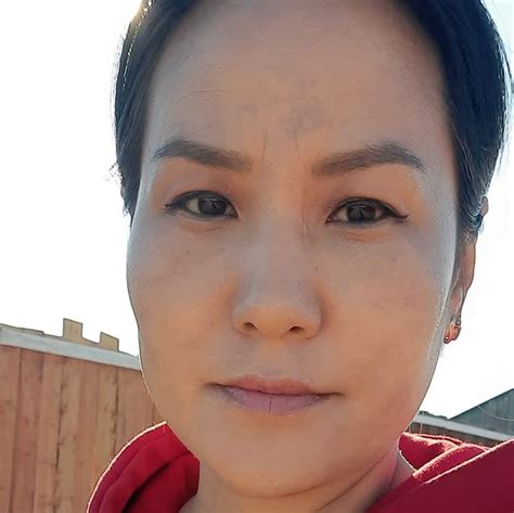 Сайн байцгаана уу Ирээдүйд Шинэ Мэдлэг Ахлах Сургууль Facebook