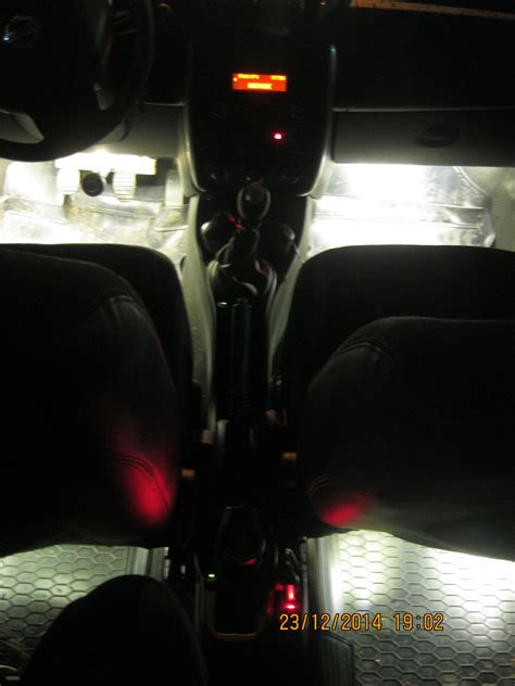 Подсветка в ноги светодиодная лента своими руками — Nissan Terrano Iii 1 6 л 2014 года