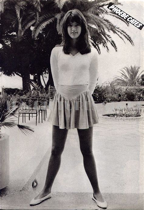 Pin By Jennifer On Phoebe Cates Phoebe Cates Fashion Phoebe