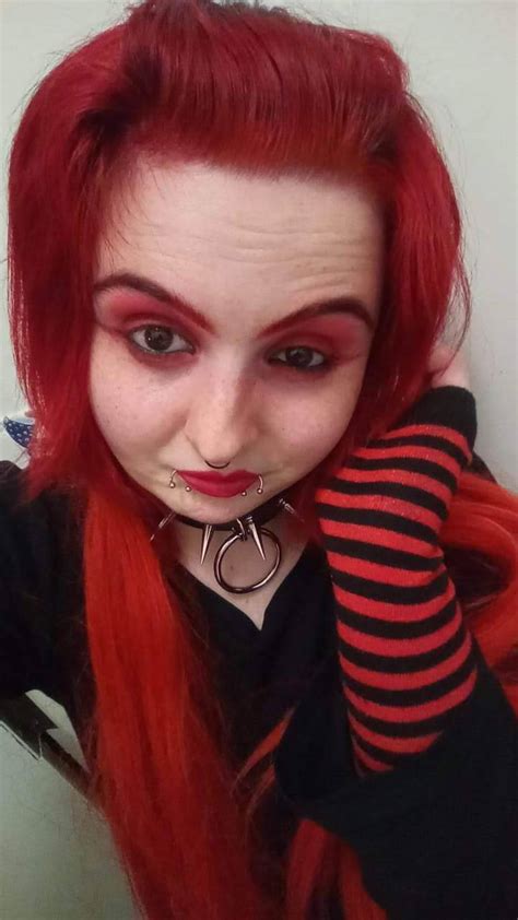 Goth Emo Girl By Xxnessagirkruegerxx On Deviantart