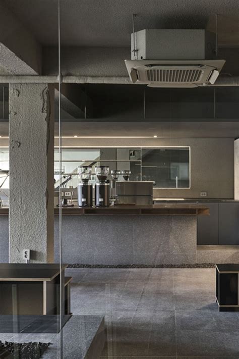 [no 2492 혹스턴] 모던하고 고급스러운 분위기의 30평 카페인테리어 카페 디자인 레스토랑 디자인 카페 인테리어