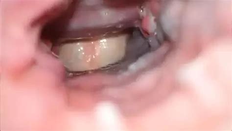 一个下庸的男人找到了一种方法来找出肛门在做爱时发生了什么 xHamster