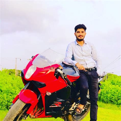 Akshay Kadam Theakshayskadam • Instagram Photos And Videos