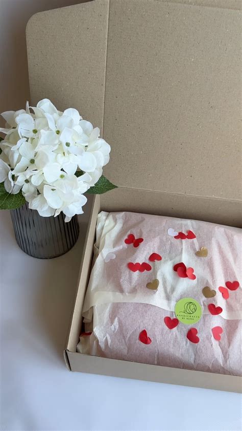 Кардигани з різним декором в наявності 🥰 Який більше подобається