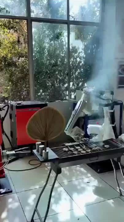 Robot Robotics Enzo Wälchli 64 Comments