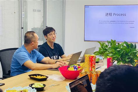 CODING 生活 CODING 一站式软件研发管理平台