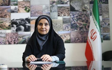 برکناری فرزانه صادق معاون وزارت راه، به دلیل افشای تخلفات زاکانی