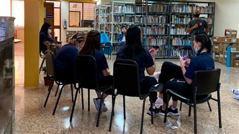 Fantasía Literaria Para Chicas Y Jóvenes Con Poder Fundación Festival Puro Cuento