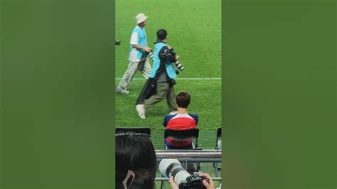 아틀레티코 마드리드 의자에앉아 생각중인 주앙 펠릭스 Youtube