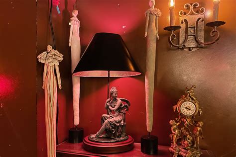 The Heart Of The Comets The Story Of Kim Perrot Houstonia Magazine