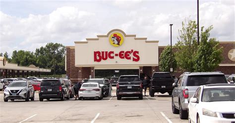 Food And Flame Ignite Your Culinary Passion Buc Ees Coming To Kansas A New Gem For Travelers