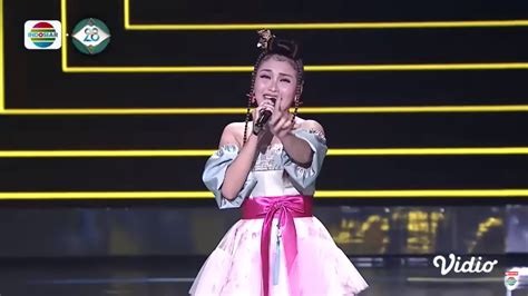 Terjatuh Saat Nyanyi Ayu Ting Ting Beberkan Kronologin
