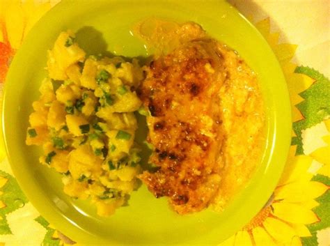 ~ Красотии в чинии ~ Свинско месо по френски от руски сайт Около кг месо нарязваме на