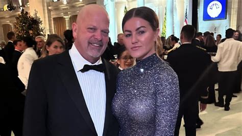Pawn Stars Get To Know Rick Harrisons Wife Angie Polushkin