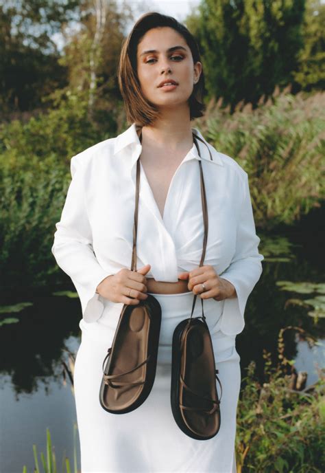 Nica Gimenez Louisa Models