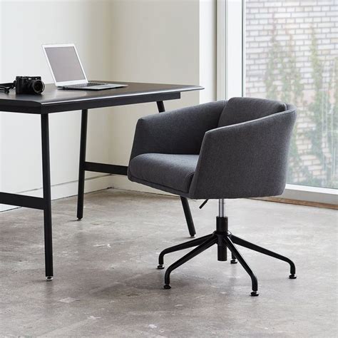 Radius Task Chair Radius Task Chair