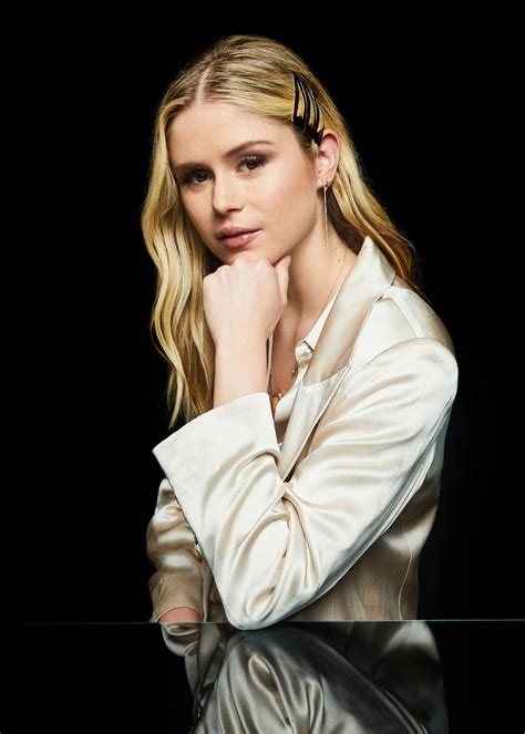 Erin Moriarty 2019 Comic Con Portraits 1
