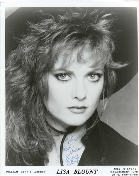 Lisa Blount Signed Autographed Glossy 8x10 Photo Photographs