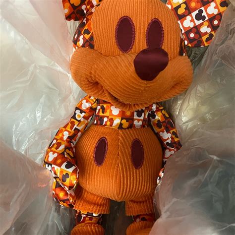 Mickey Mouse Memories Plushes Gem