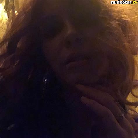 Christina Hendricks Actuallychristinahendricks Nude Onlyfans Photo Nudostar Tv