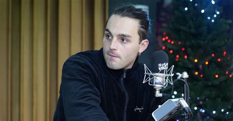 Ernia Parla Dellaborto E Della Canzone Buonanotte Radio Deejay