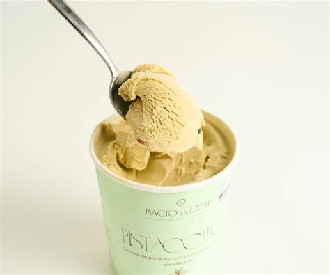 Gelato Bacio Di Latte Pistacchio 490ml Trela