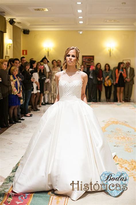 Nuestra Modelo Principal Kassandra Bodas Evento Presentaciones