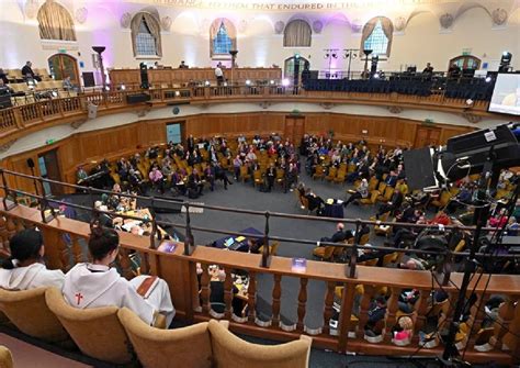 Church Of England To Draft Pastoral Guidance On Same Sex Couple