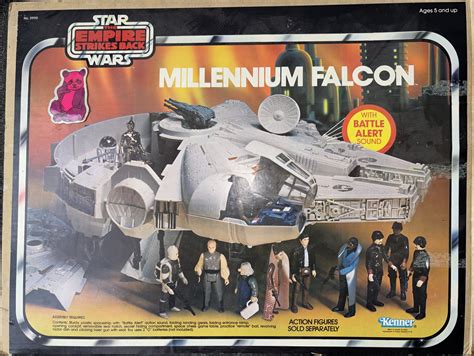 Vintage Star Wars Millennium Falcon Set With 11 Action Figures