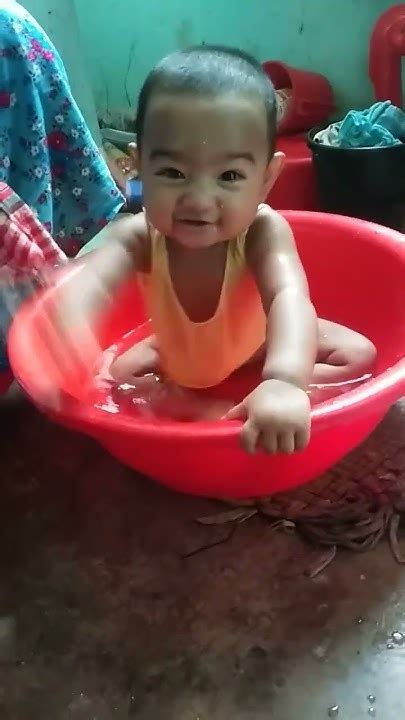 সুইমিং পুল Youtube