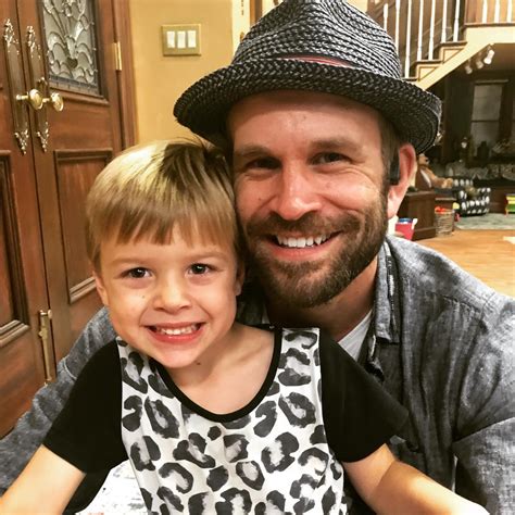 Messitt Twins Giveaway Thursday🎉 2 Lucky Winners To Receive Fuller House Cast Autographed