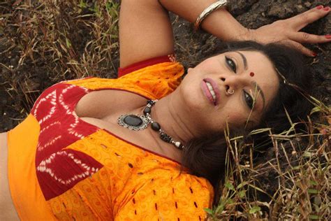 Hot Tamil Actress Swati Verma Hot Photos Gallery Cine Pictures
