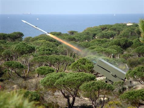 Aag Th บันทึกประจำวัน เยอรมนีส่งมอบระบบป้องกันภัยทางอากาศภาคพื้นดิน Iris T Slm ให้ยูเครน