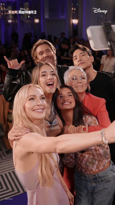 디즈니코리아 디즈니·픽사의 신작 의 특별한 친구들 엘리오와 글로든을 소개합니다👾🚀⭐ 지구별 외톨이 소년 엘리오와 낯선 우주의 특별한 존재 글로든 두 친구의