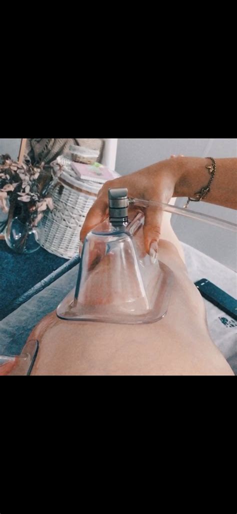 Anna ПОЧЕМУ ВАКУУМНЫЙ МАССАЖ Потому что это один из самых эффективных способов борьбы с