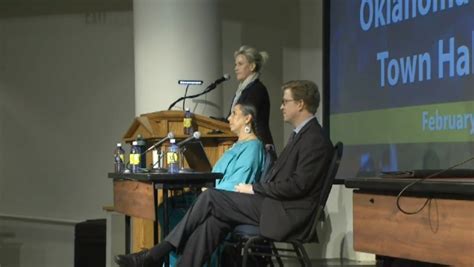 Erin Brockovich Joins Fight To Stop Ok Earthquakes