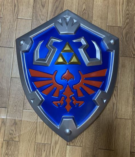 Yahoo オークション ゼルダの伝説 ハイラルの盾 Disguise社製