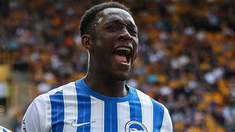 Welbeck Strikes Twice To Help Brighton Thrash 10 Man Chelsea