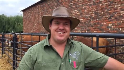 Steven Matthews Is Vandag Se Afslaer By Die Xourel Limousins Veiling 2024 Farmspace Ons