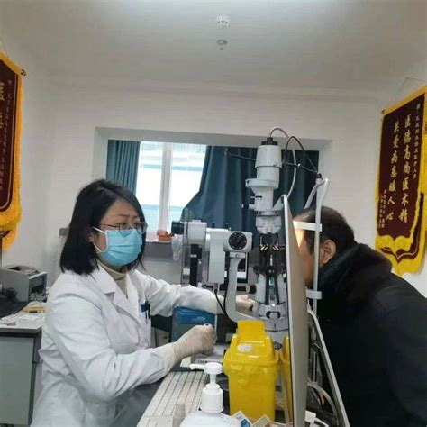 点赞!眼科团队成功挑战白内障手术极限谢某视力晶状体 点赞!眼科团队成功挑战白内障手术极限谢某视力晶状体