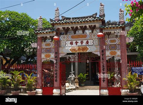 Hoi An Temple Vietnam Entrance Gate To Hoi Quan Quang Dong Cantonese Assembly Hall Stock