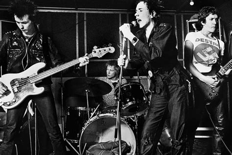 Needle Works Storia Della Moda Nel Xx Secolo Lezione 44 Vivienne