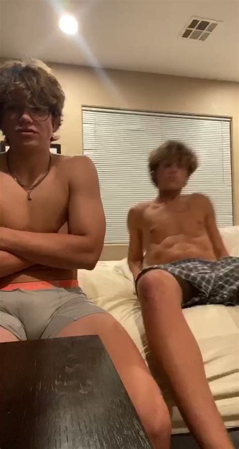 Best Friends Messing Around 5 Gayboystube