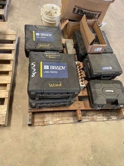 Brady Label Printer Hm 610 Panduit Label Maker Bonnette Auctions