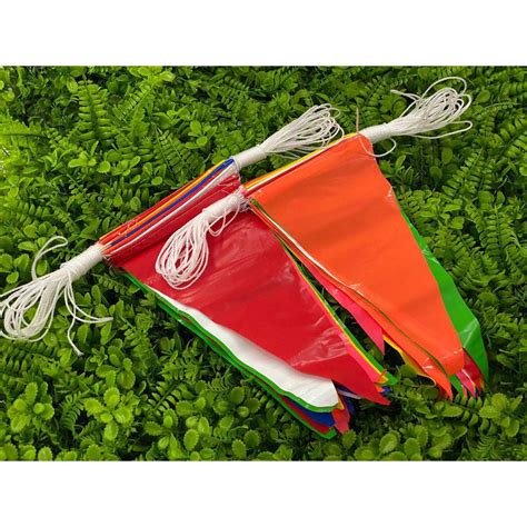 ธงราวหลากสี ธงพลาสติกเกรดa ธงจัดงาน ธงงานวัด ธงสามเหลี่ยม มัดกลาง ยาว 8 เมตร Shopee Thailand