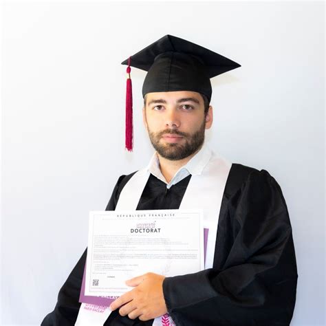 enzo iglésis on linkedin 🎓 super stoked to write that i have finally graduated as ph d from…