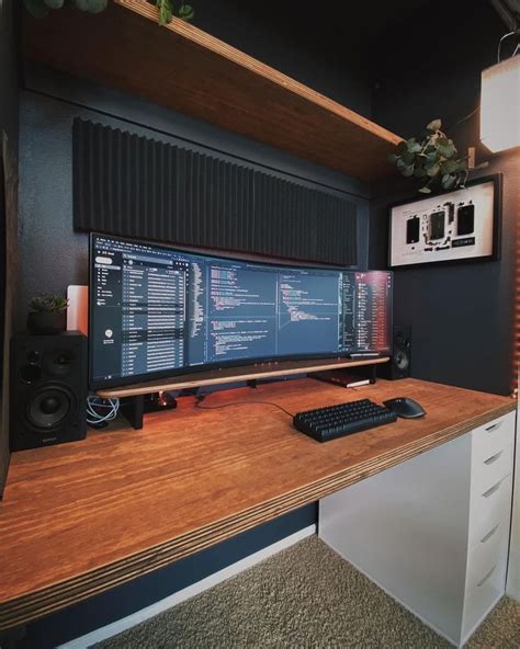 👨🏽‍💻happy Friday 👨🏽‍💻 I Love The Simplicity In This Setup Software