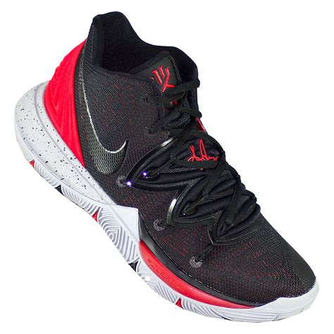 Купить Баскетбольные кроссовки Nike Kyrie 5 "Bred" по цене 0 руб.