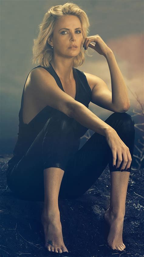 How Tall Is Charlize Theron In Feet And Inches Kenjutaku